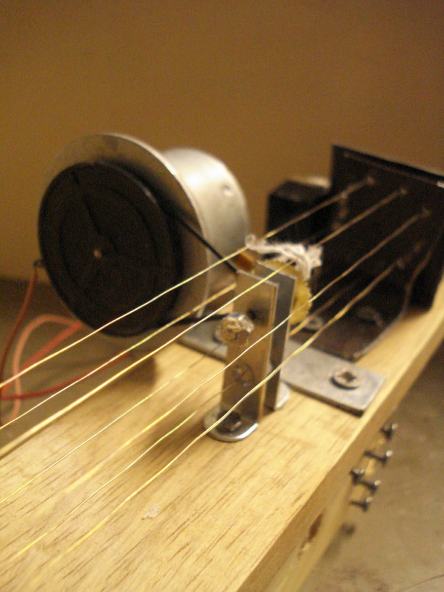 The Dronemachine – Vulpestruments