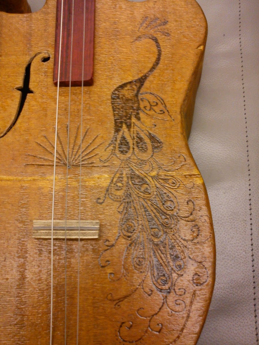 Kate’s Dulcitar – Vulpestruments